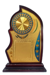 Wooden Mementos – Meru Trophy